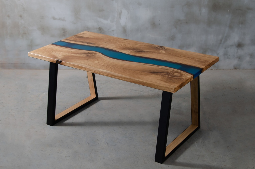 Table Omicron En Chêne Et Résine pieds Trapèze | FOR ME LAB